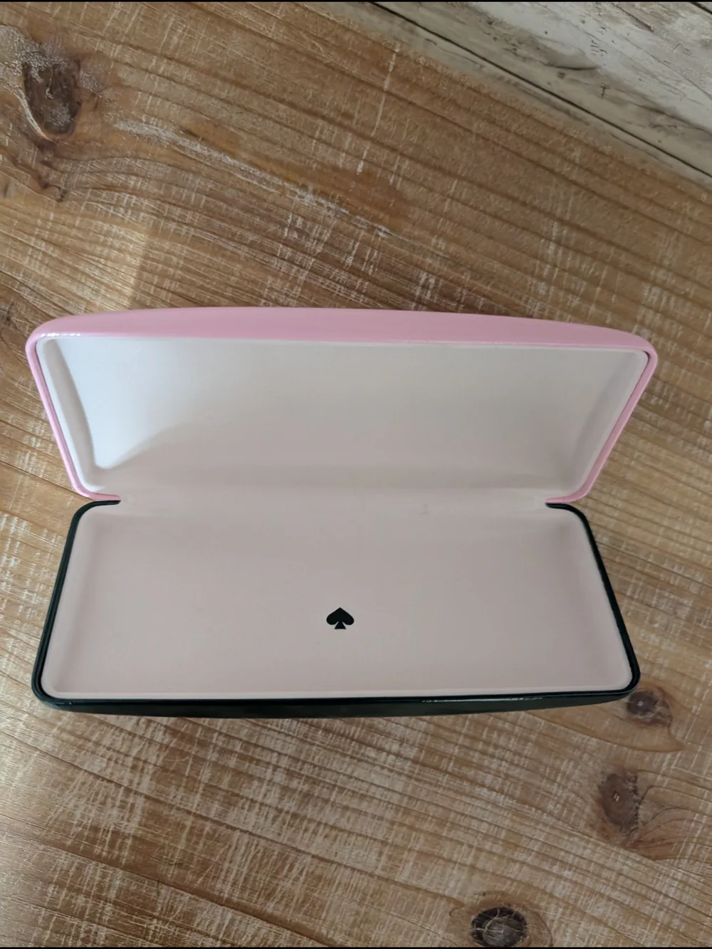 kate spade | Accessories | Kate Spade Glossy Pale Pink Eyewear Case ...